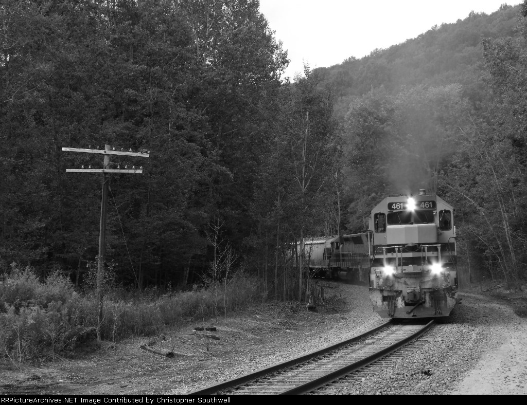 BP 461 comes through Droneys run curve